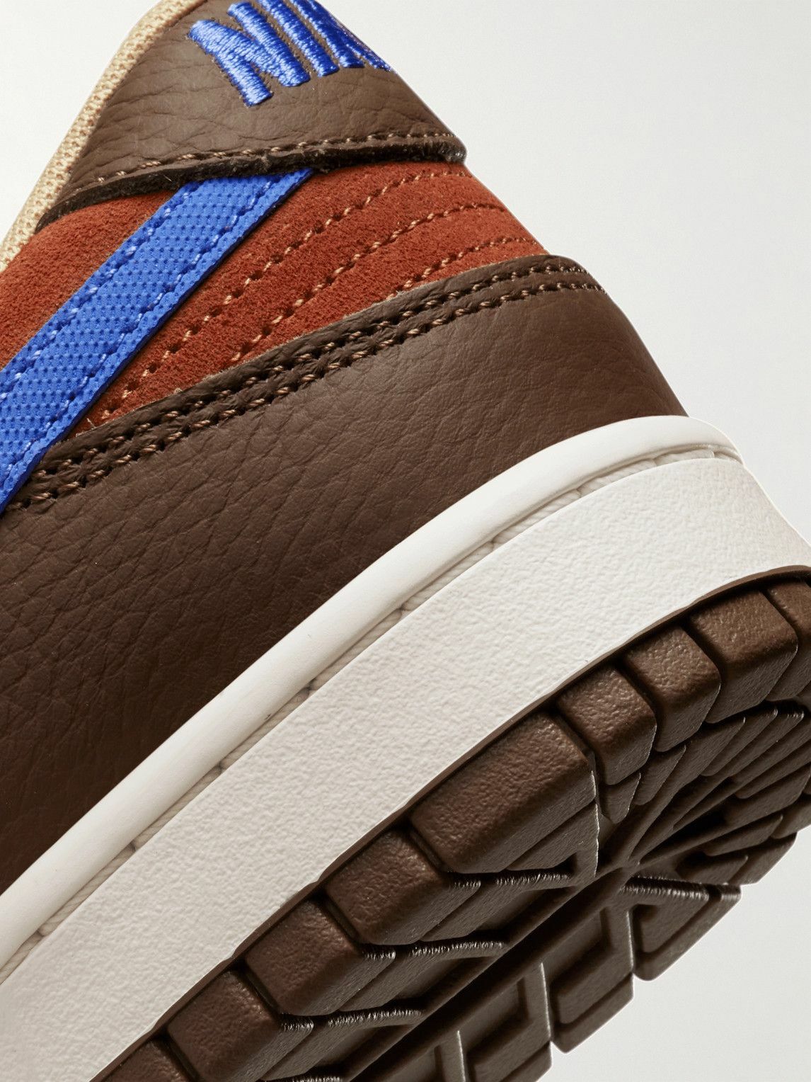 Nike - Dunk Low Retro Leather-Trimmed Suede Sneakers - Brown Nike