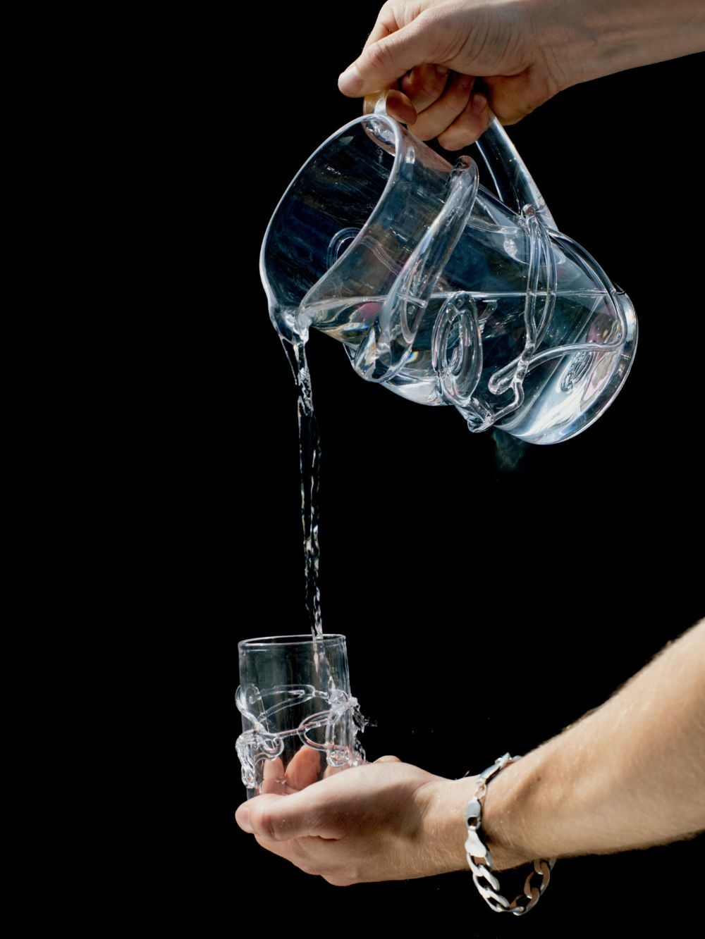 NIKO JUNE White Ivy Glass Jug NIKO JUNE