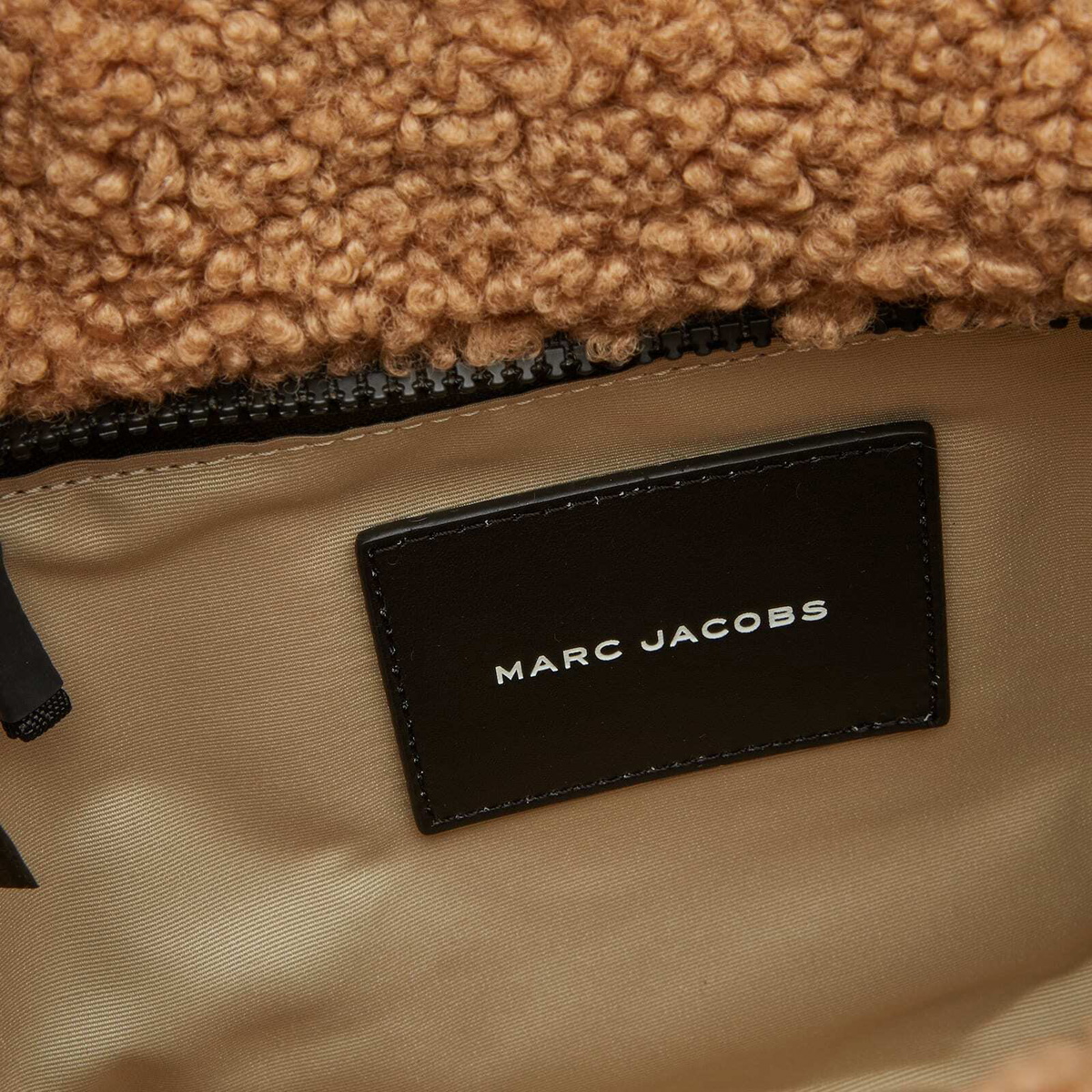 Marc Jacobs Women's The Teddy Medium Tote in Camel Marc Jacobs