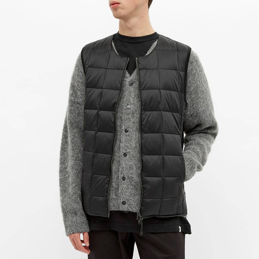 Taion Men's Zip Crew Neck Down Vest in Black Taion Extra