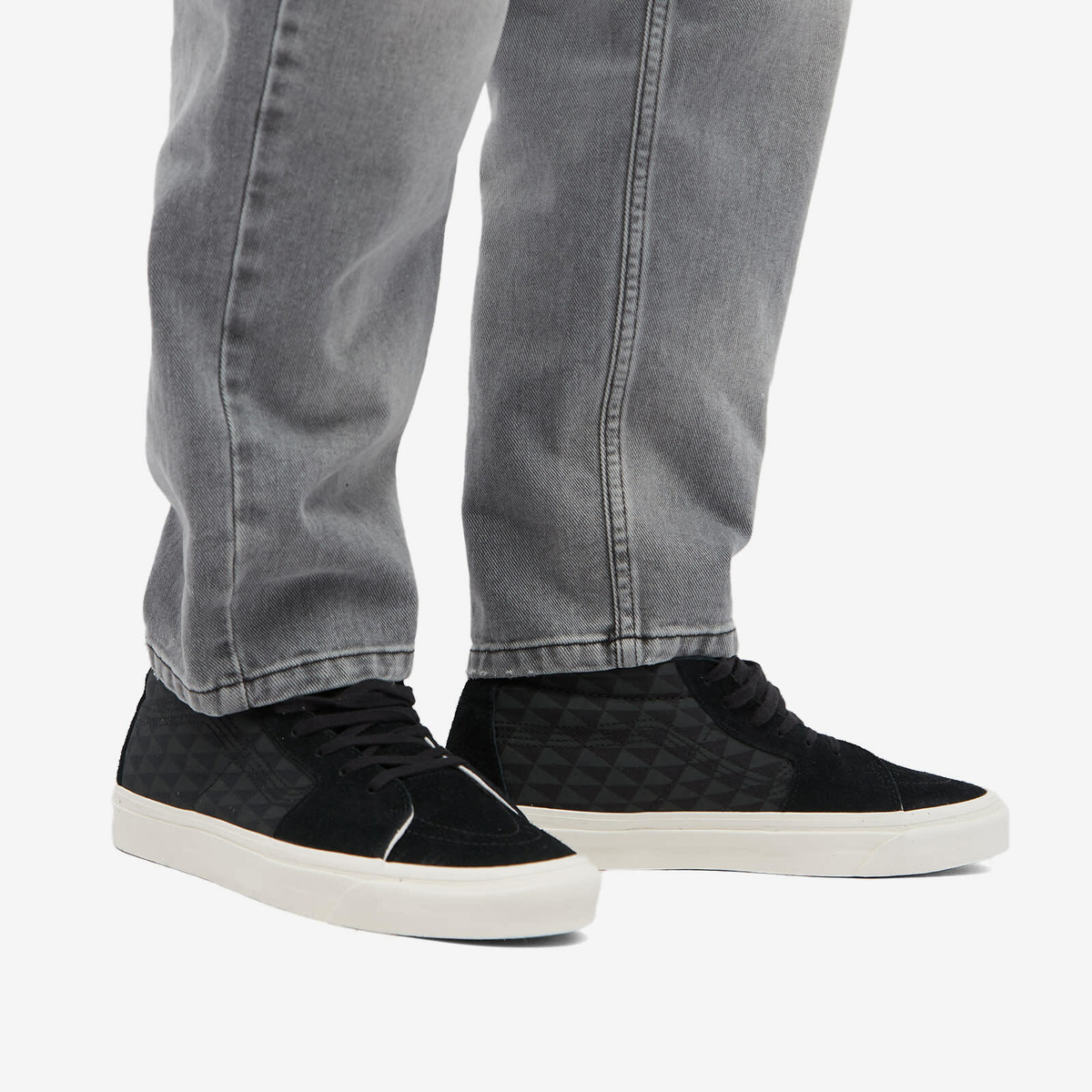 Vans Men's UA SK8-Mid 83 DX Sneakers in Black/Cloud Dancer Vans