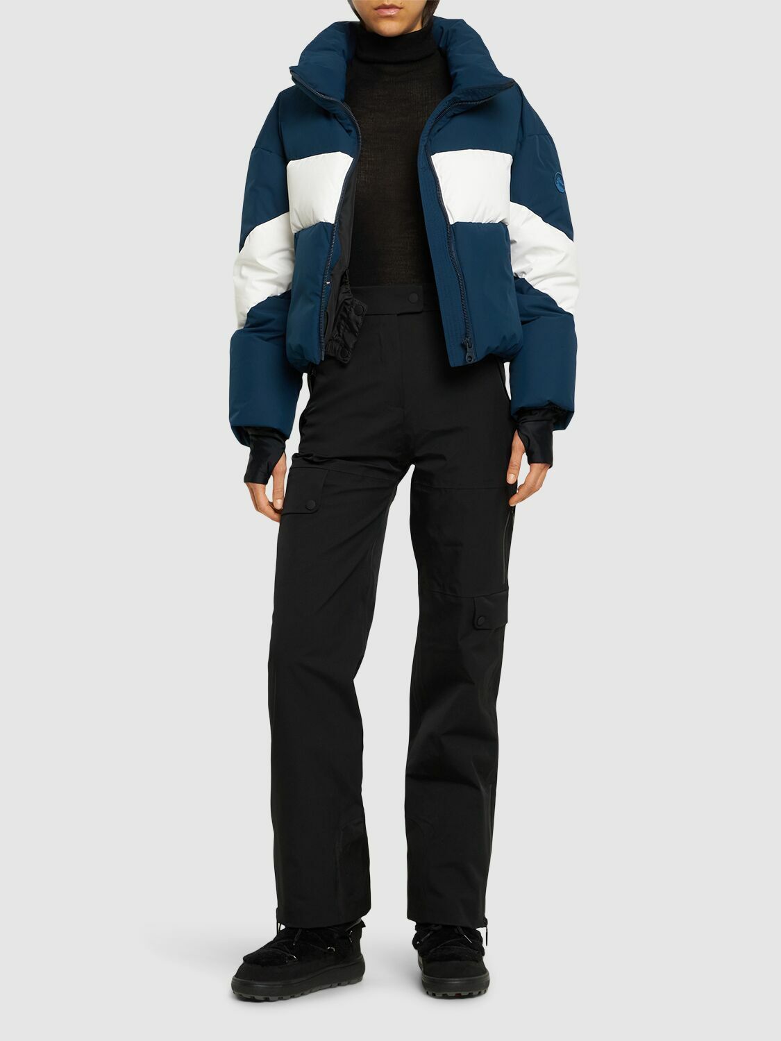 CORDOVA Aosta Striped Zip-up Ski Jacket Cordova CORDOVA Aosta Striped Zip-up Ski Jacket Cordova