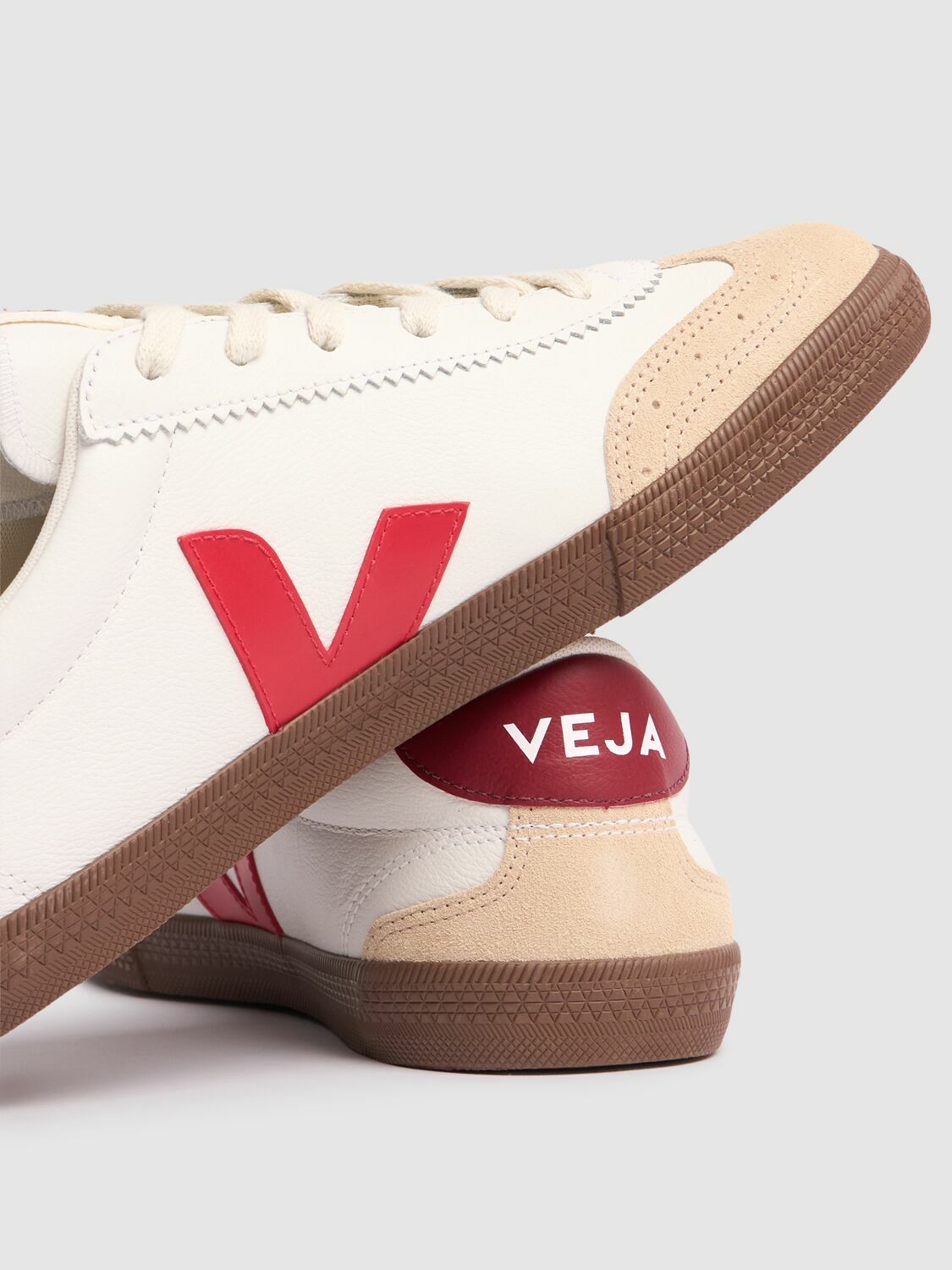VEJA Volley Sneakers VEJA