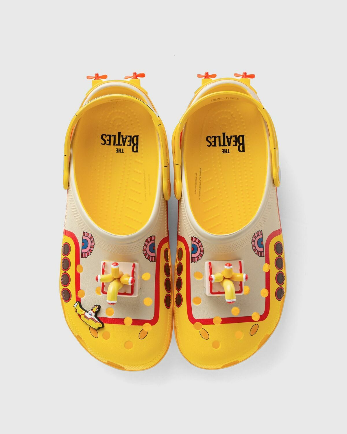 Crocs X Beatles Ylw Sb Cls Clg Mlt Green Mens Sandals & Slide Crocs