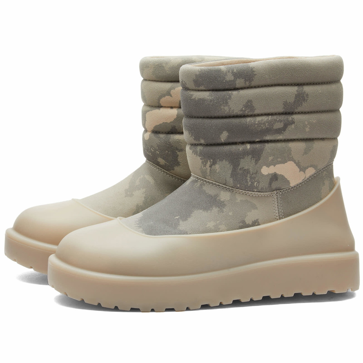 UGG Women's x Stampd Classic Pull-on Boot in Camo Ugg