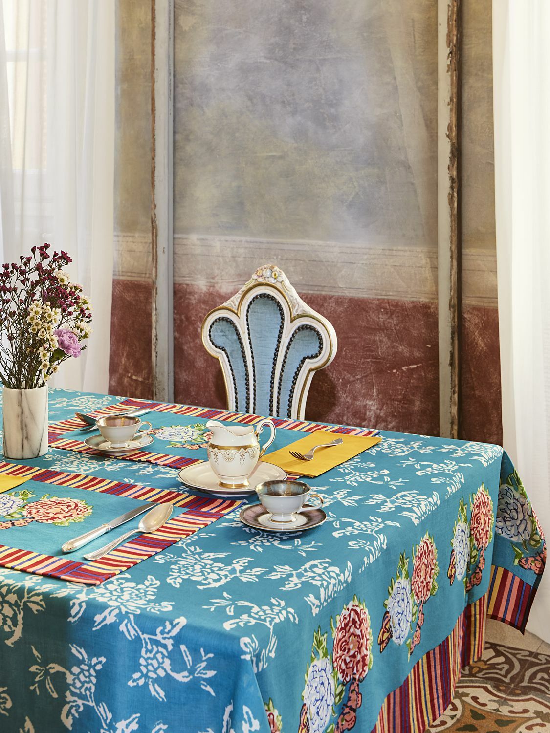 LISA CORTI Queen Green Kandem Tablecloth Lisa Corti