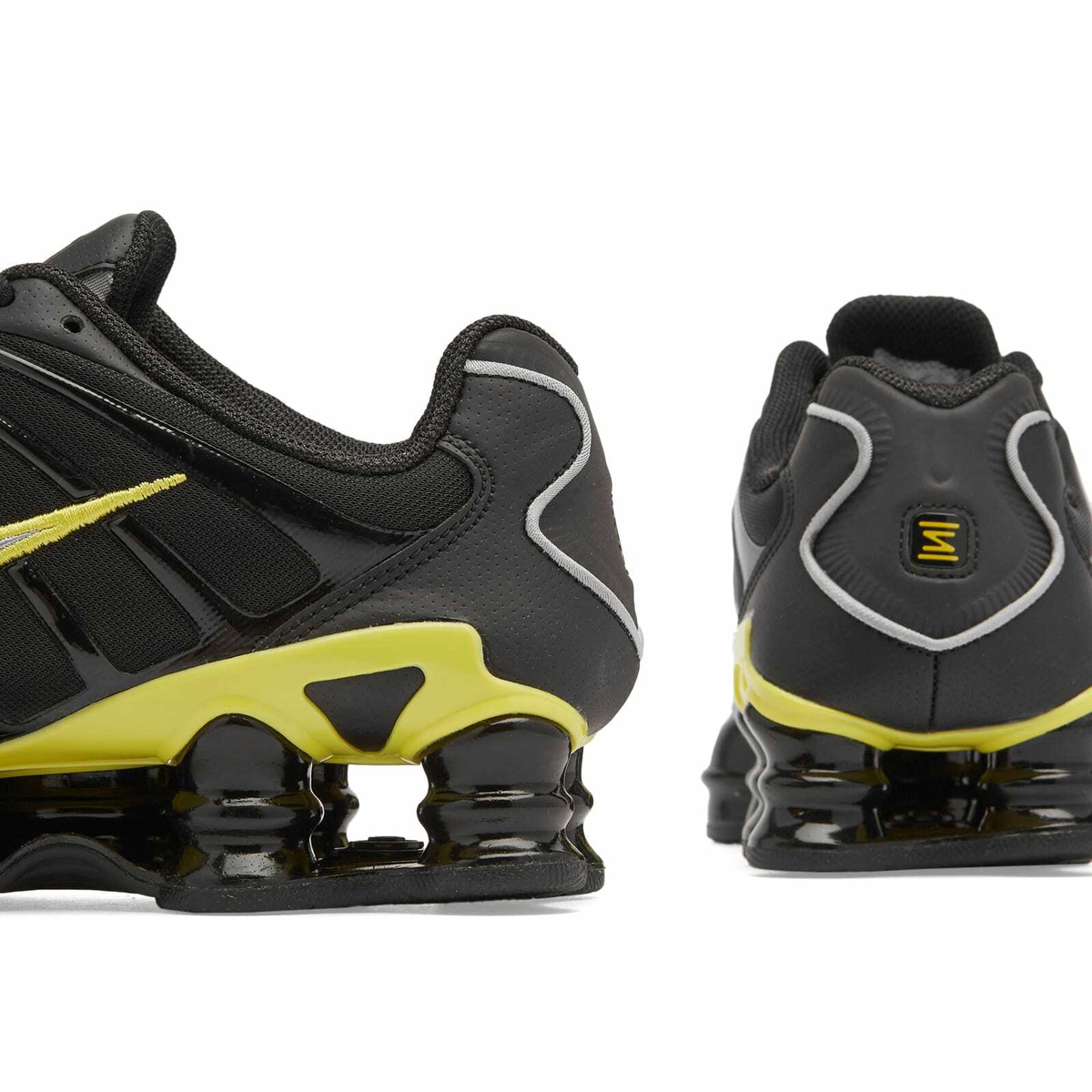 Nike Shox Tl Sneaker in Black/Silver/Yellow Nike
