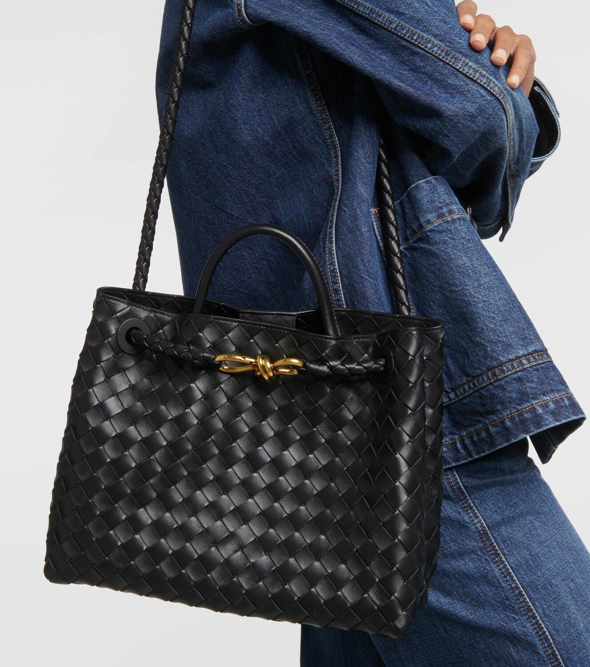 Bottega Veneta Andiamo Medium leather tote bag Bottega Veneta