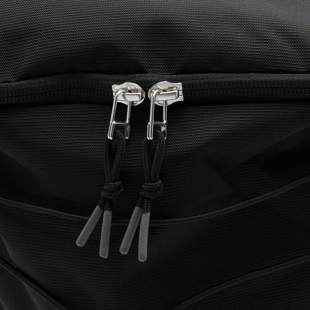 Sandqvist Men's Creek Hike Bag in Black Sandqvist