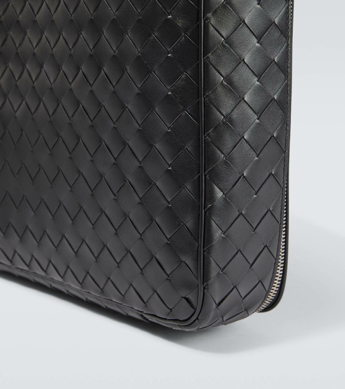 Bottega Veneta Intrecciato leather packing cube Bottega Veneta
