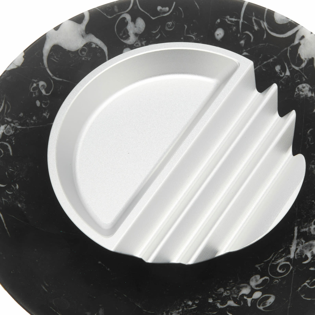 Houseplant by Seth Rogen Ridge Ashtray in Black Houseplant