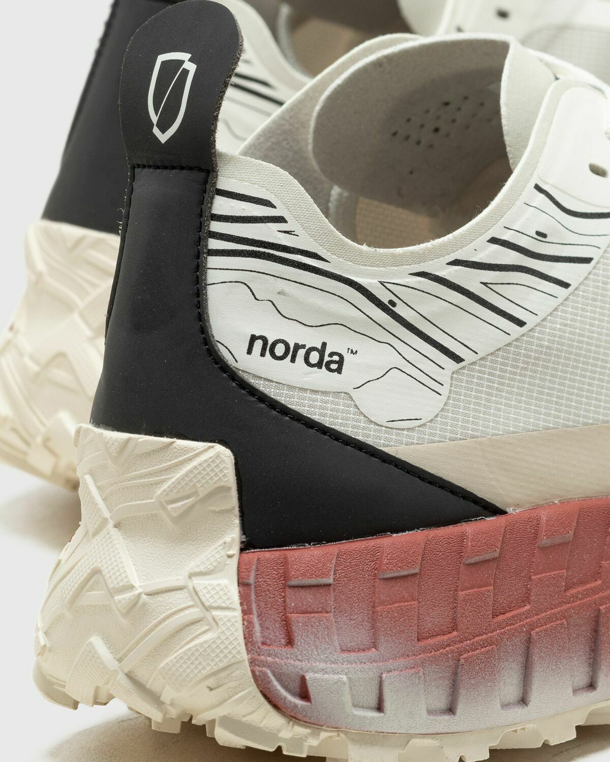 Norda The 001 Mars Red Lowtop/Performance & Sports Norda