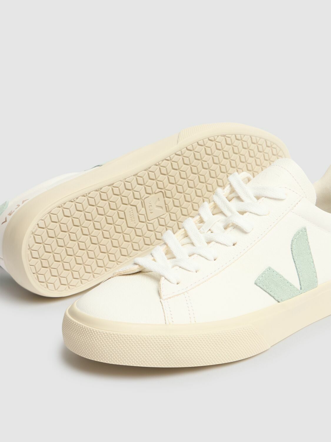 VEJA Campo Chrome-free Sneakers VEJA