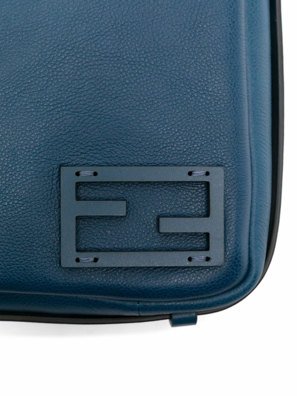 FENDI - Simply Fendi Medium Leather Shoulder Bag Fendi