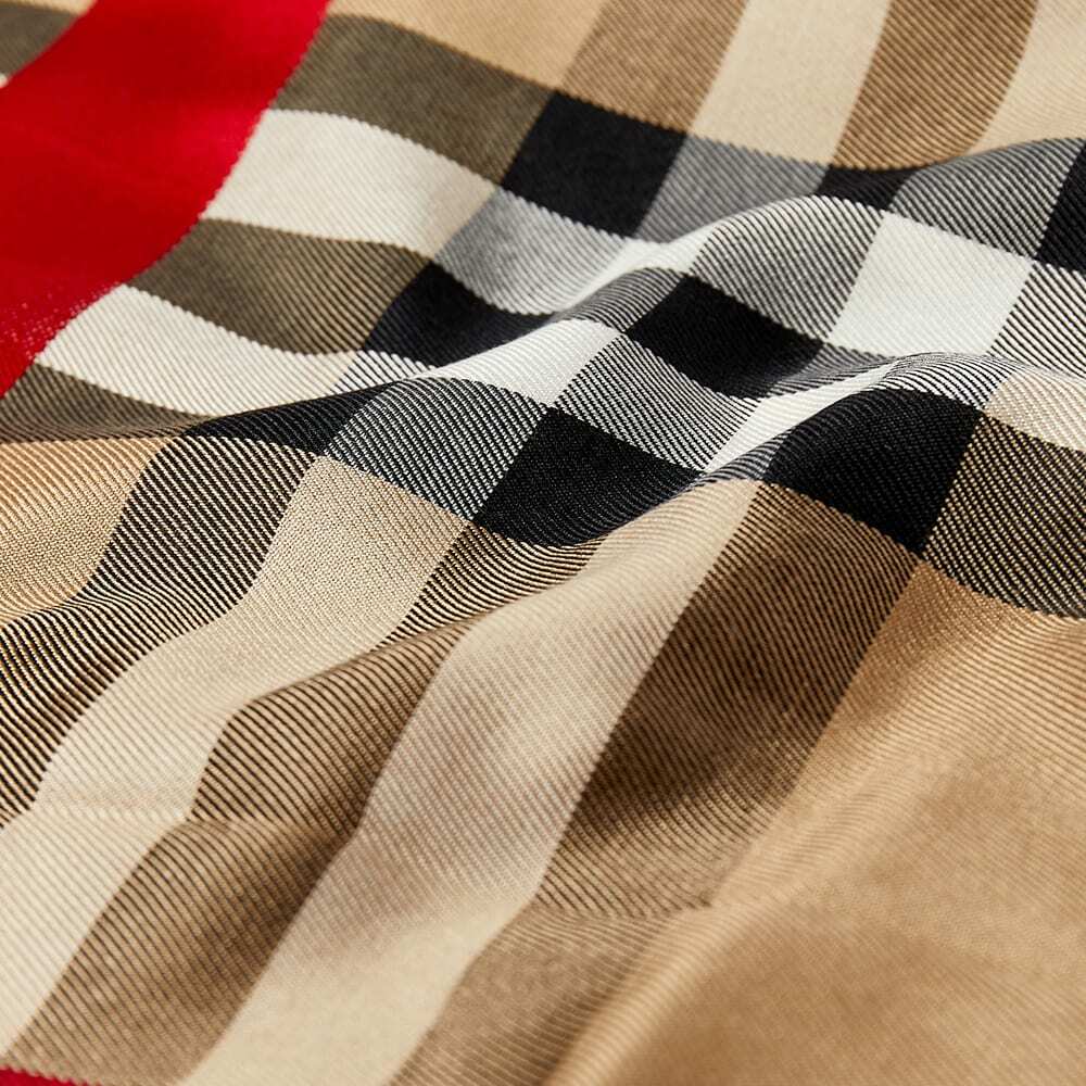 Burberry Women's Giant Check Scarf in Archive Beige Burberry