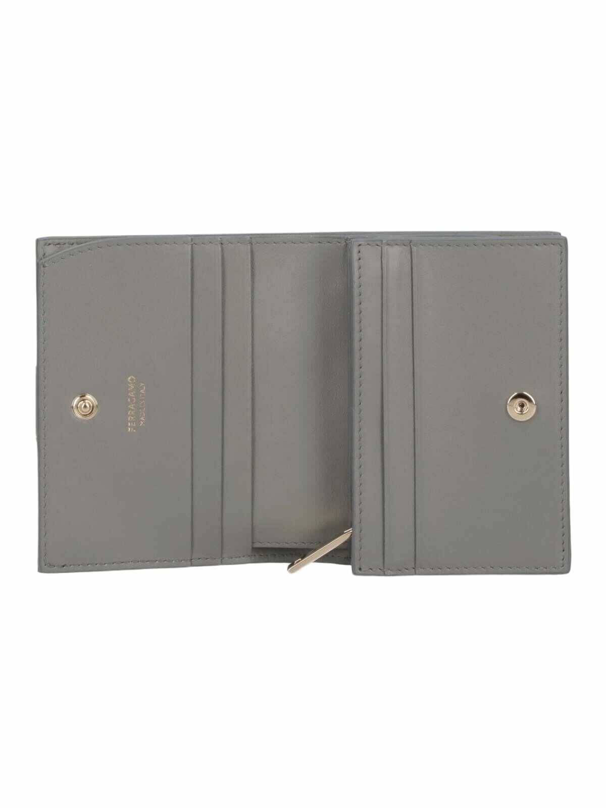 Ferragamo Compact Wallet hug Salvatore Ferragamo