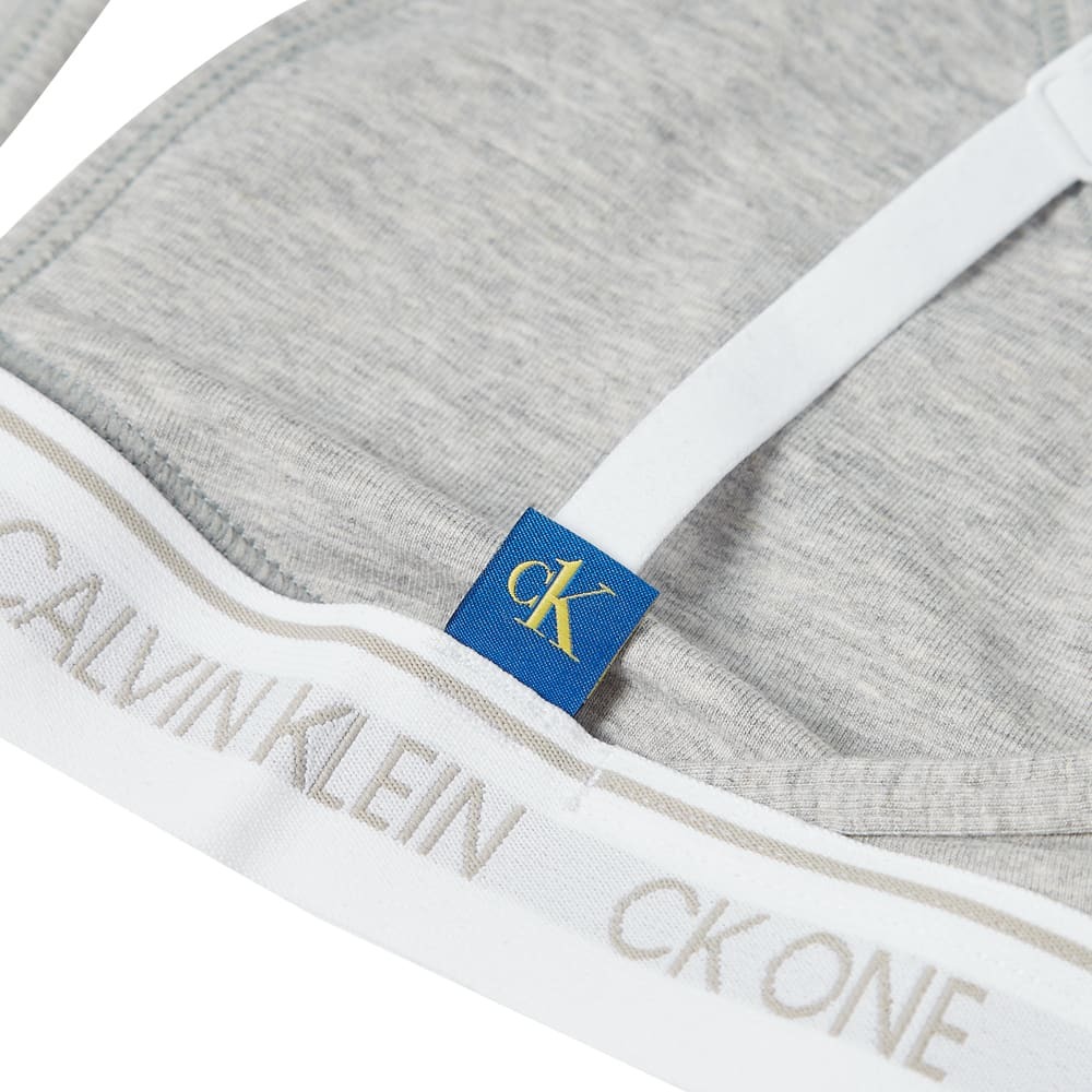 Calvin Klein Women's Unlined Triangle Bra in Grey Heather Calvin Klein