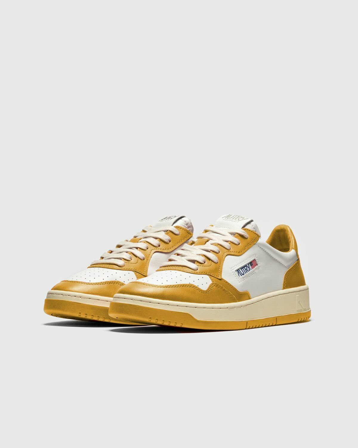Autry Action Shoes AUTRY 01 LOW White Womens Lowtop Autry