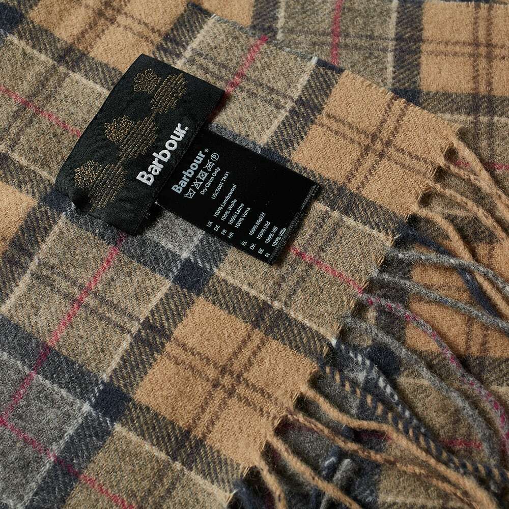 Barbour Men's Tartan Lambswool Scarf in Dress Barbour