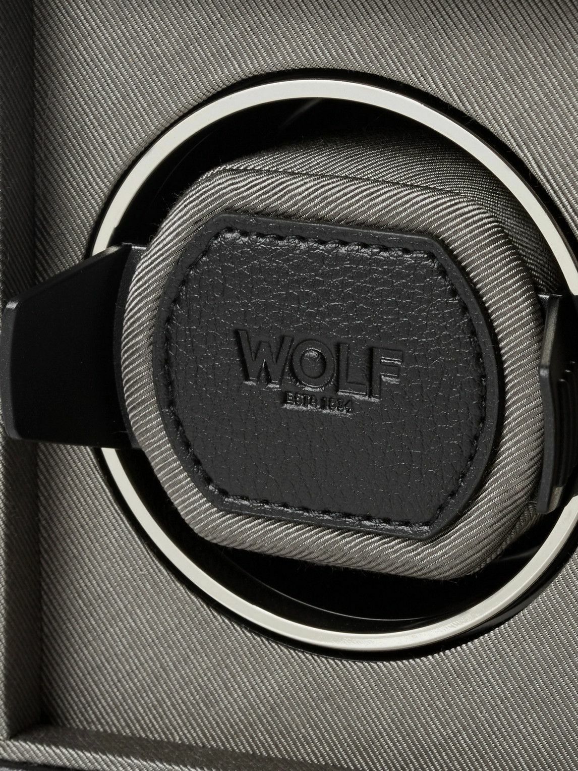 WOLF - Cub Pebble-Grain Vegan Leather Watch Winder Wolf Circus