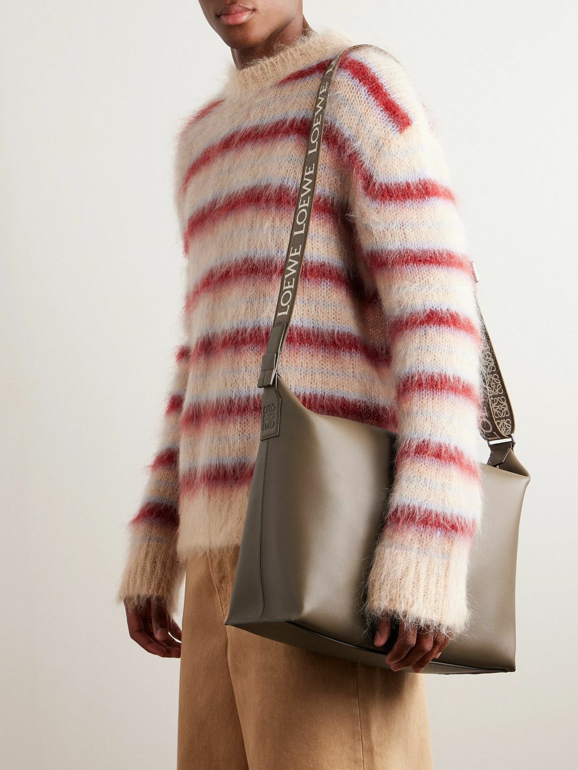 Loewe - Cubi Leather Messenger Bag Loewe