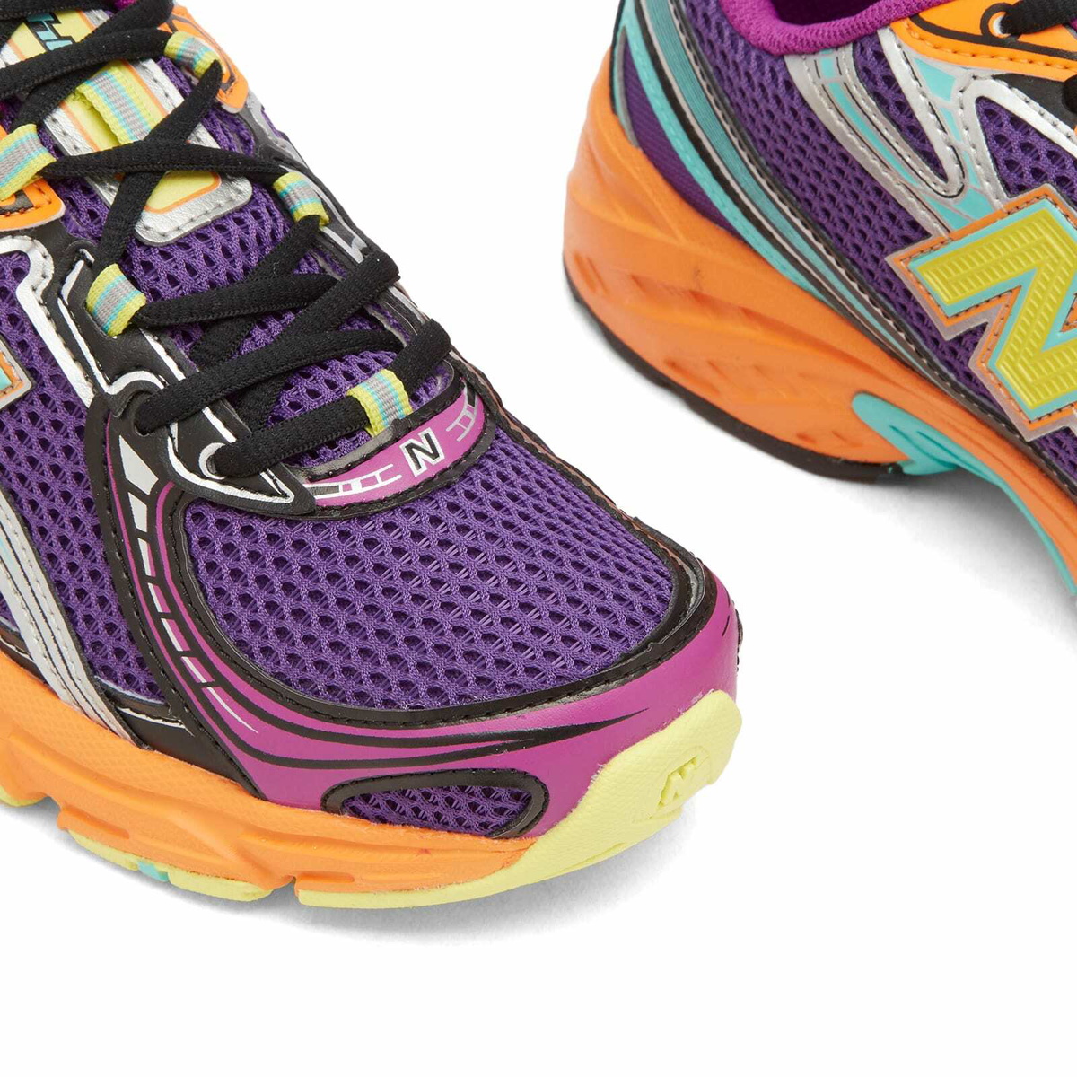 New Balance U740MC2 in Multi New Balance