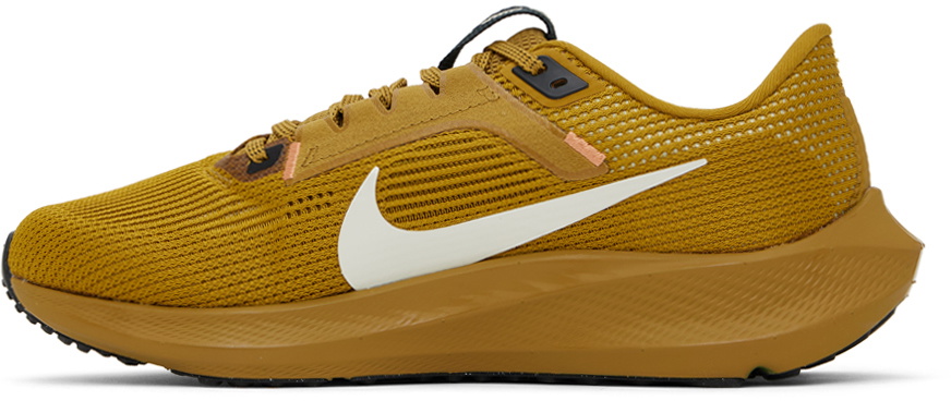 Nike Yellow Pegasus 40 Sneakers Nike