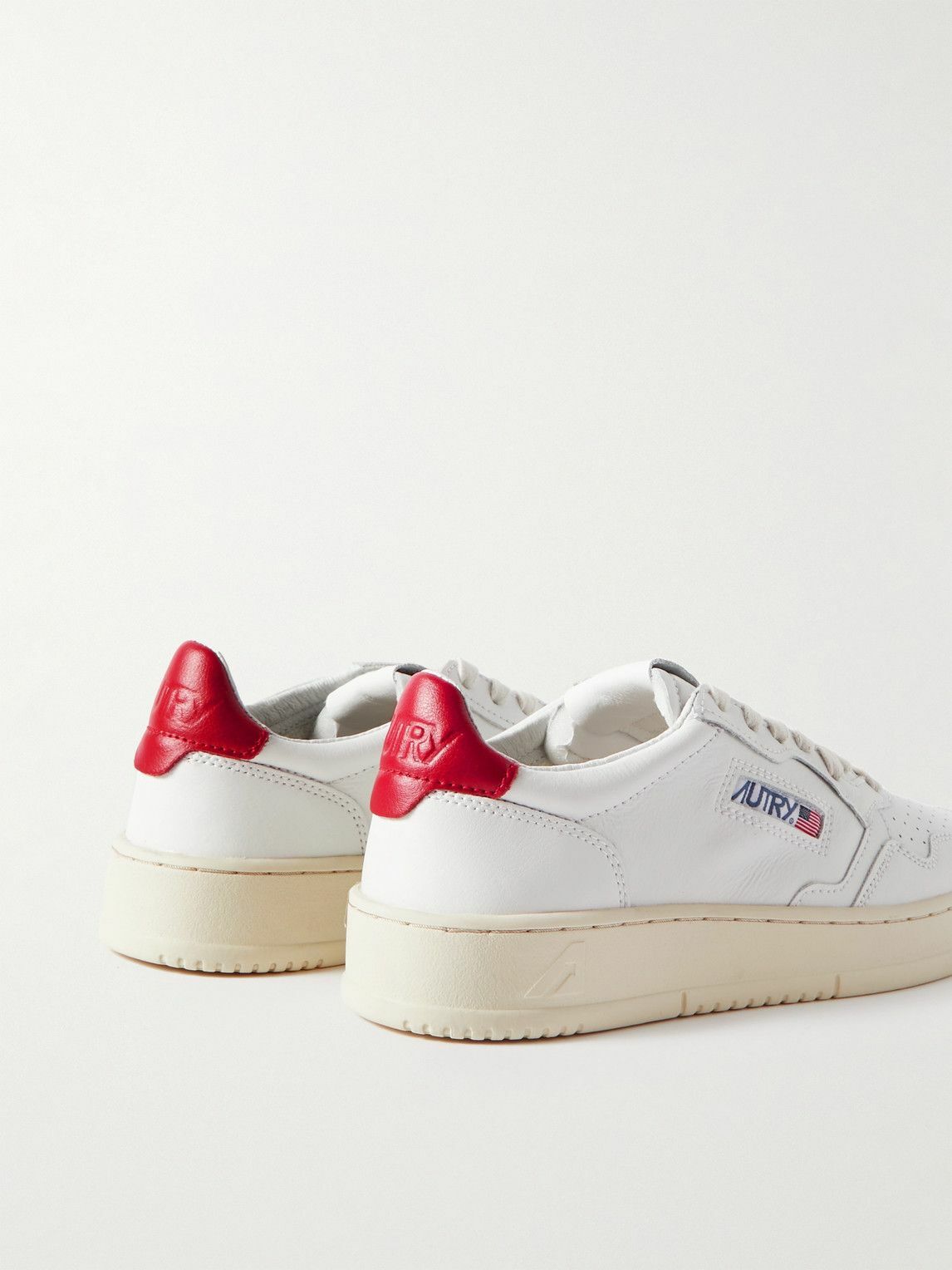 Autry - Medalist Leather Sneakers - White Autry