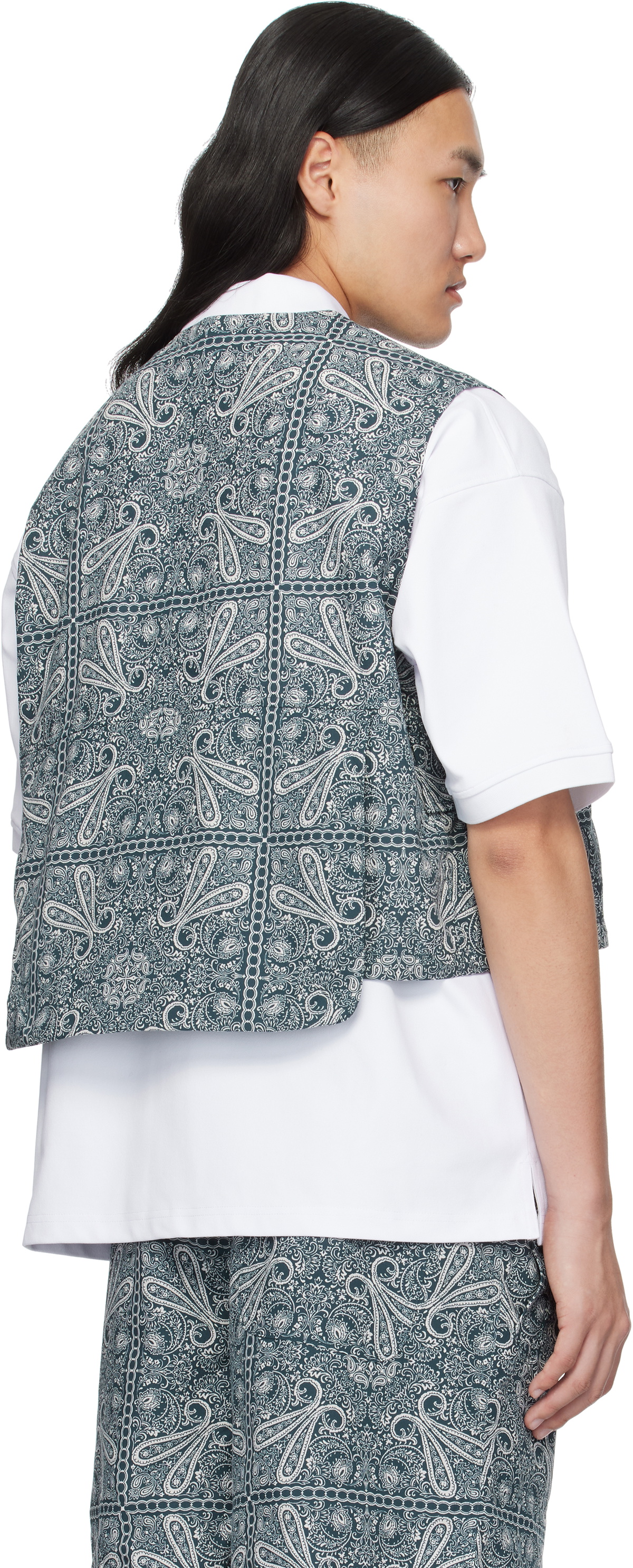 DAIWA PIER39 Navy Paisley Tech Over Vest Daiwa Pier39