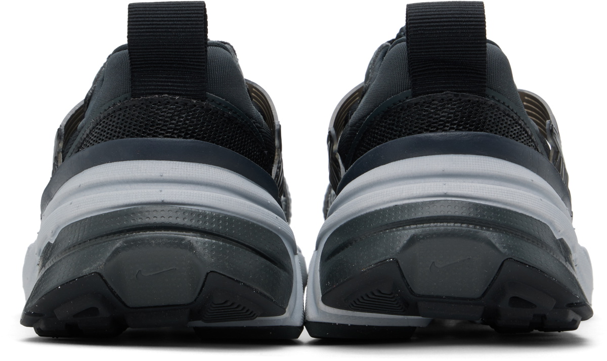 Nike Black & Silver V2K Run Sneakers Nike