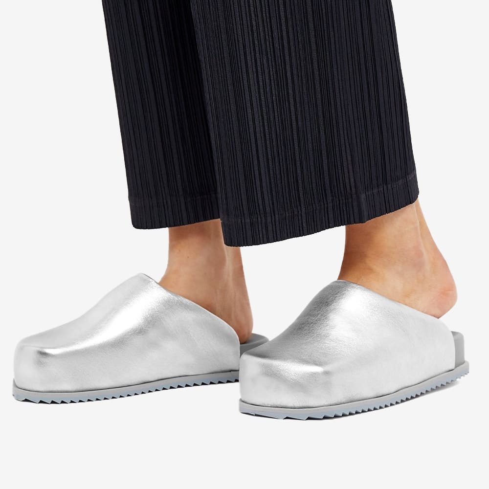 Yume Yume Women's Truck Silver Slide in Silver Vegan Leather Yume Yume