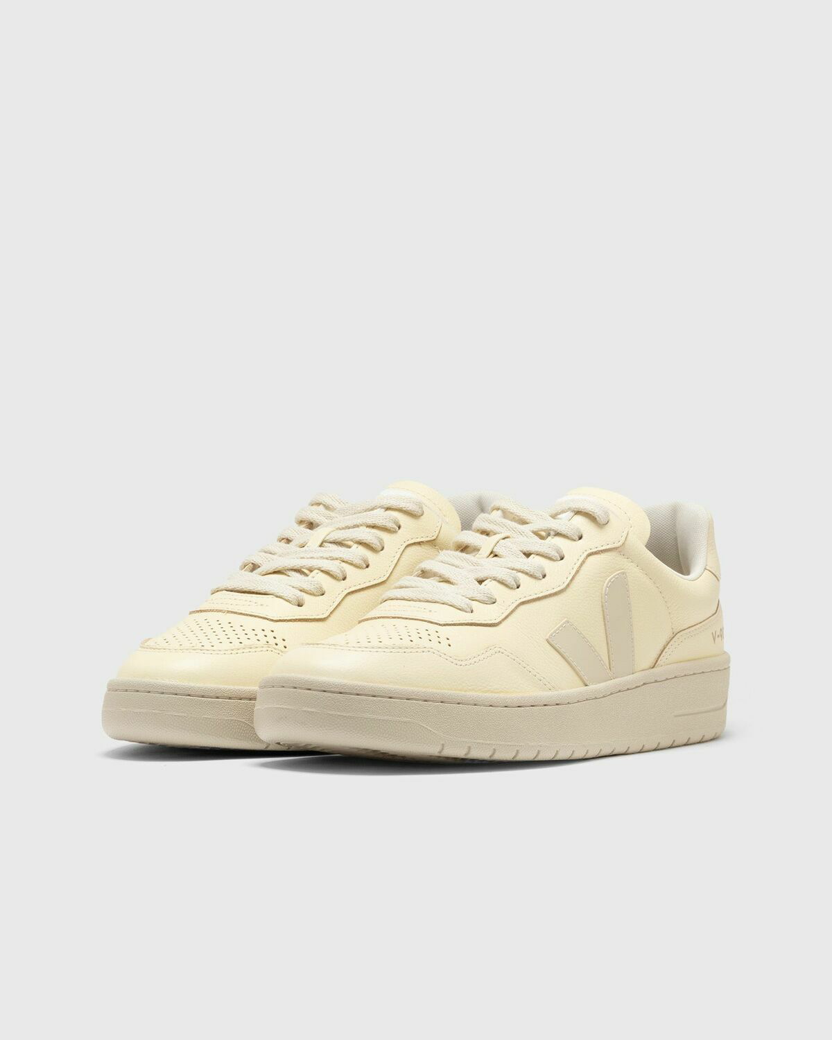 Veja V 90 O.T. Leather Beige Lowtop VEJA