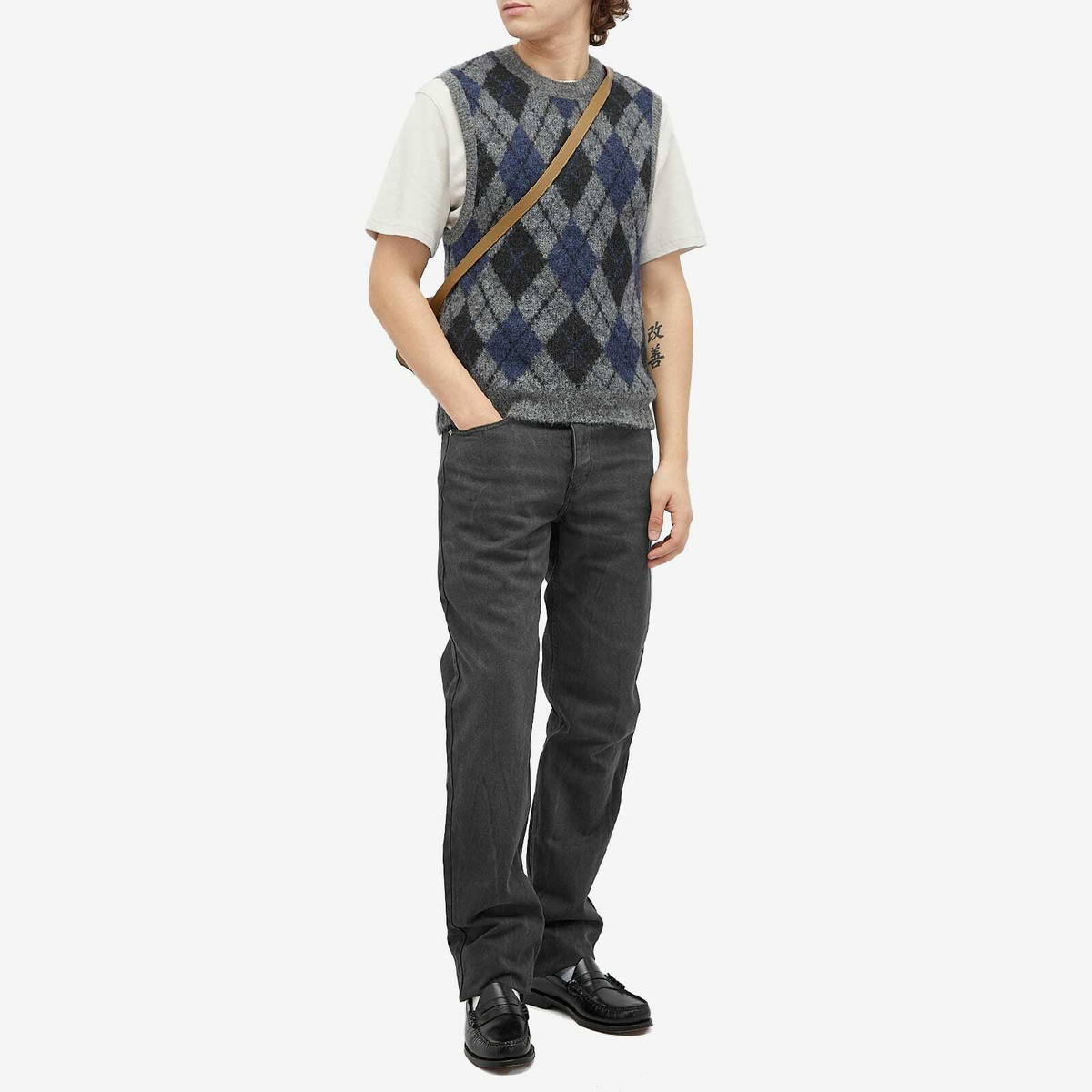 AMI Paris Men's Classic Fit Denim Jeans in Black AMI