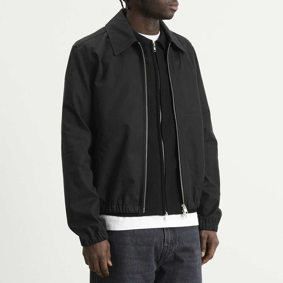 AMI Paris Men's Zipped Jacket With Embossed Ami De Coeur in Noir AMI