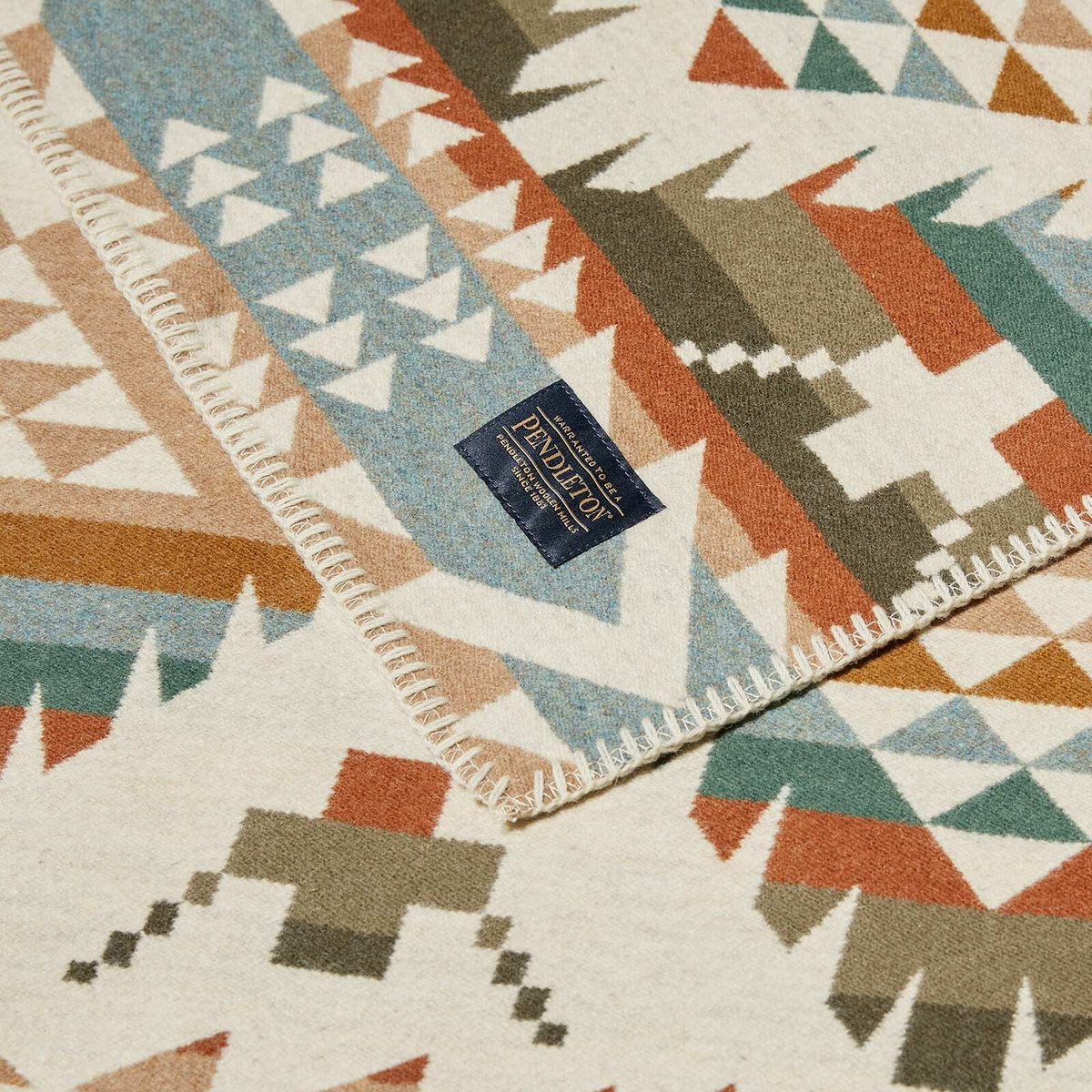 Pendleton Jacquard Saddle Blanket in Nehalem Natural Pendleton