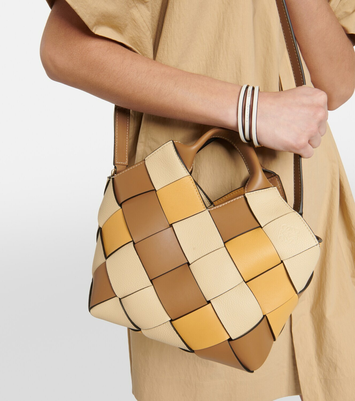 Loewe - Woven leather tote bag Loewe