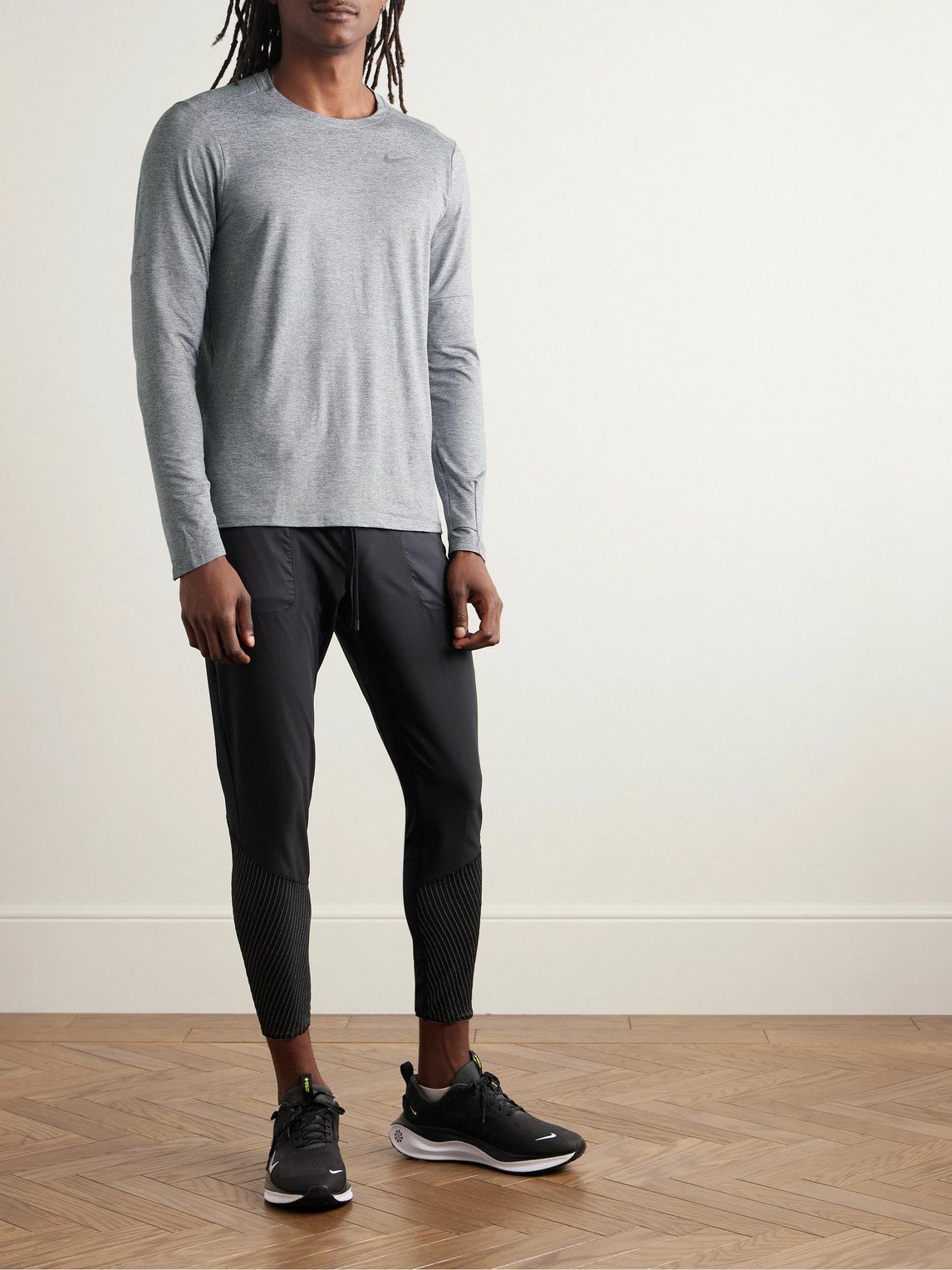 Nike Running - Element Dri-FIT T-Shirt - Gray Nike Running