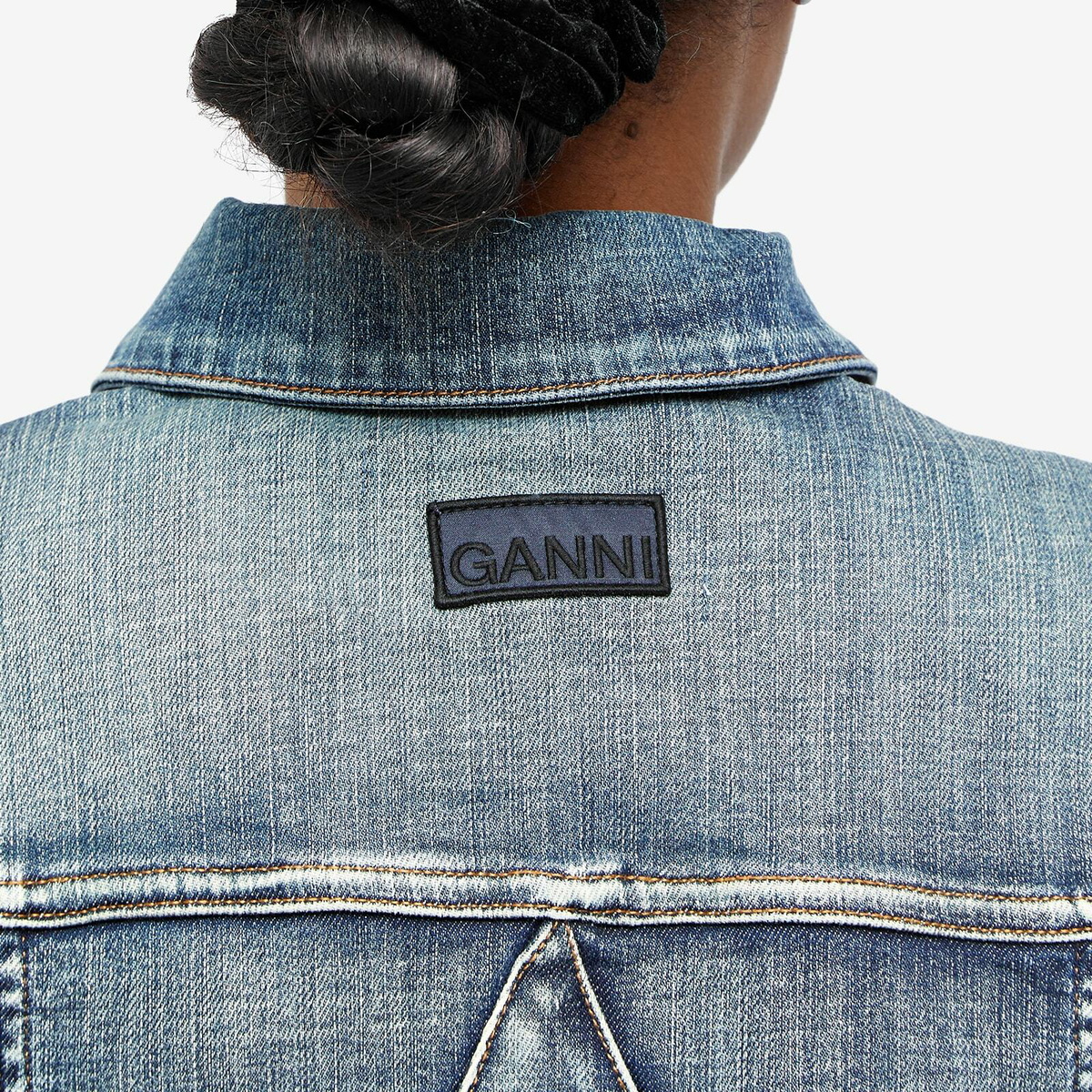 GANNI Women's Denim Crop Jacket in Tint Wash GANNI