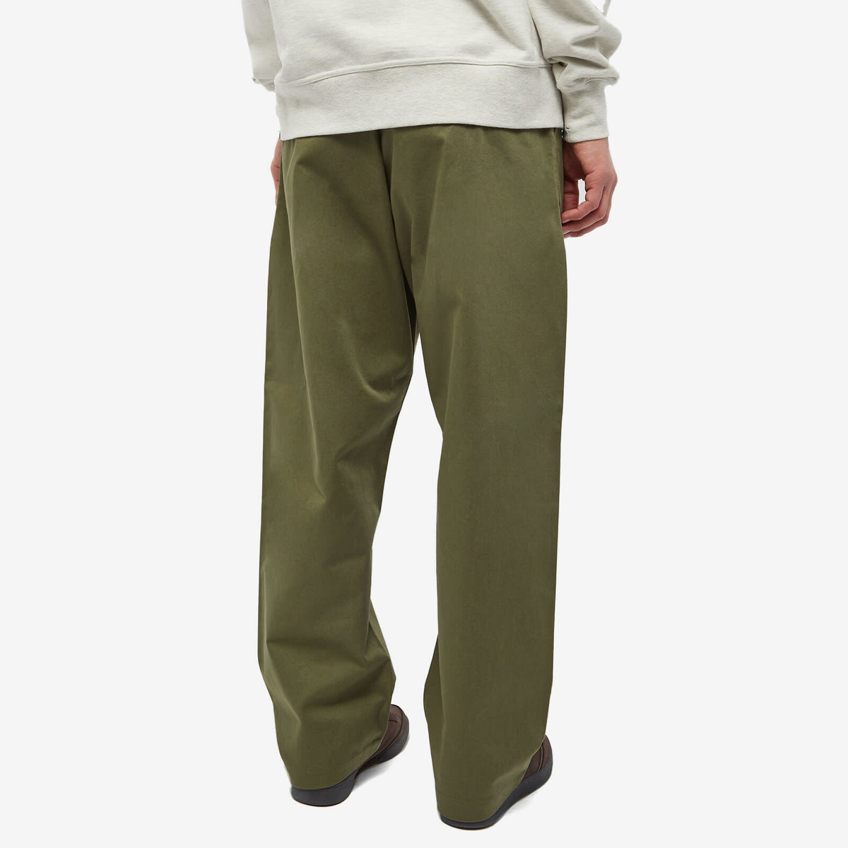 Universal Works Men's Twill Double Pleat Pant in Light Olive Universal ...
