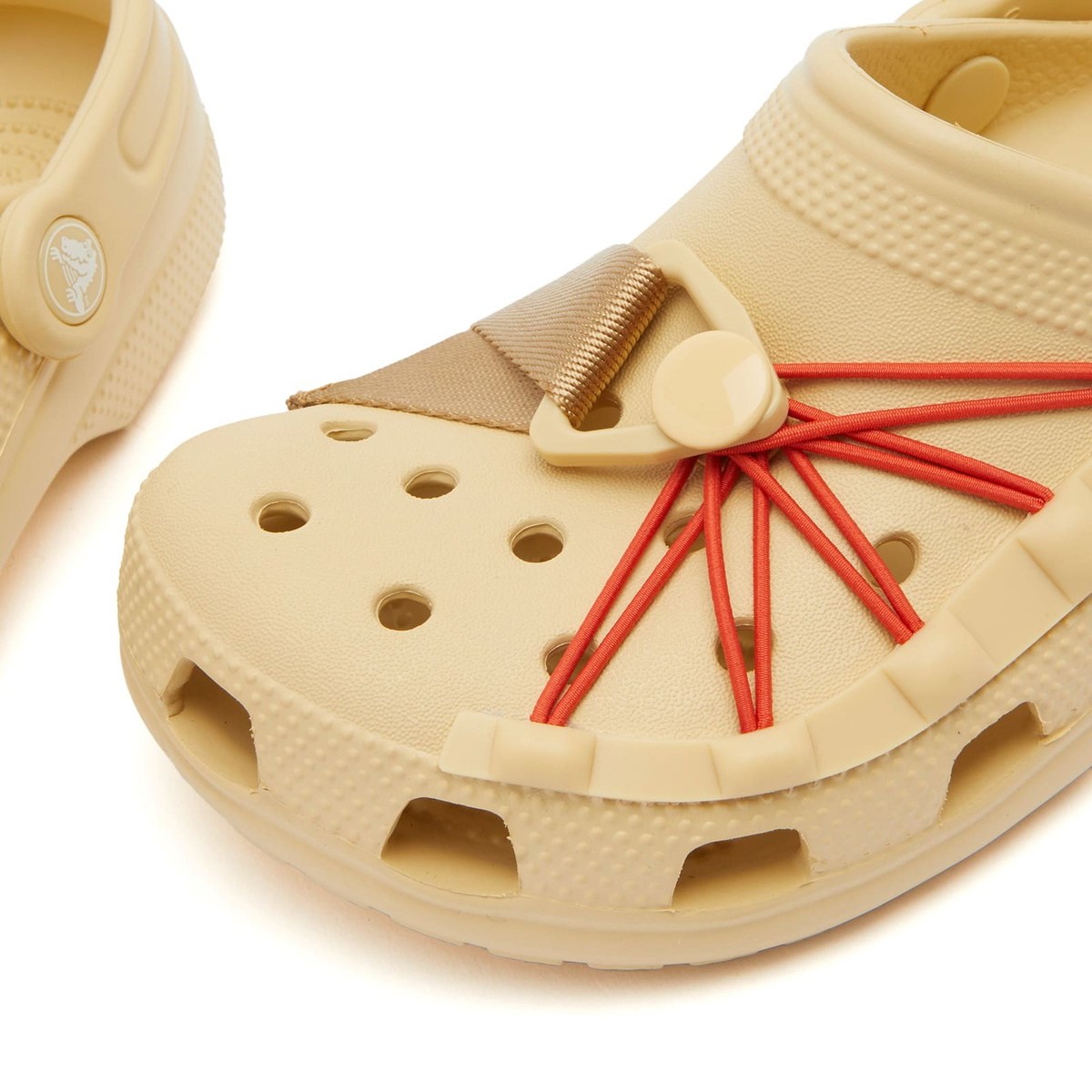 Crocs Classic Lockdown Clog in Sesame Multi Crocs