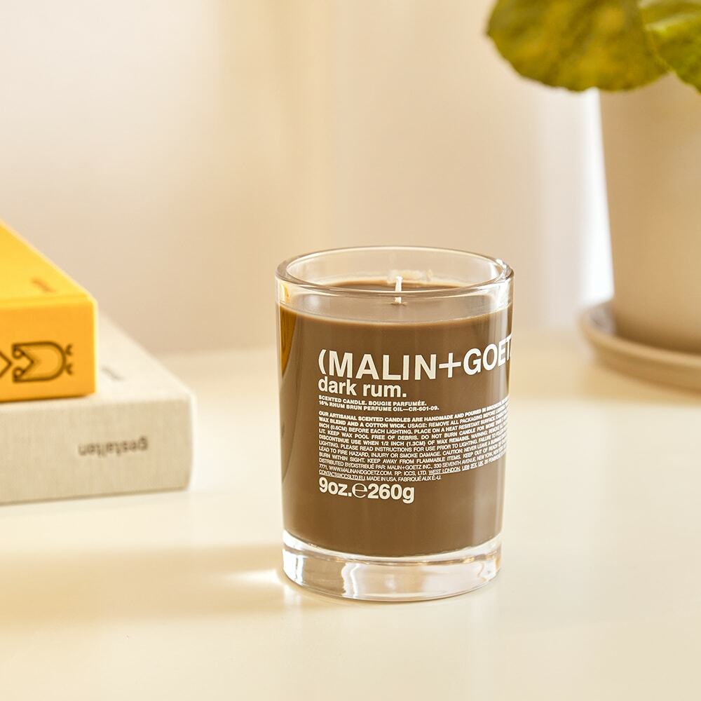Malin + Goetz Table Candle in Dark Rum 260g Malin + Goetz