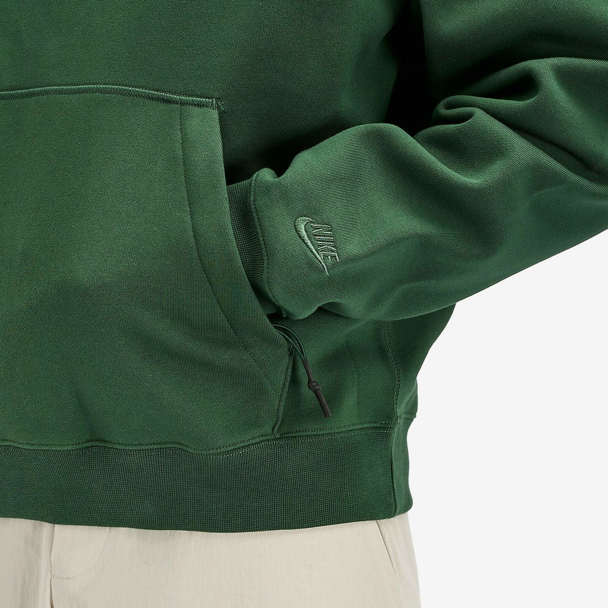 Nike Men's Tech Pack Winter Repel Top in Fir Nike