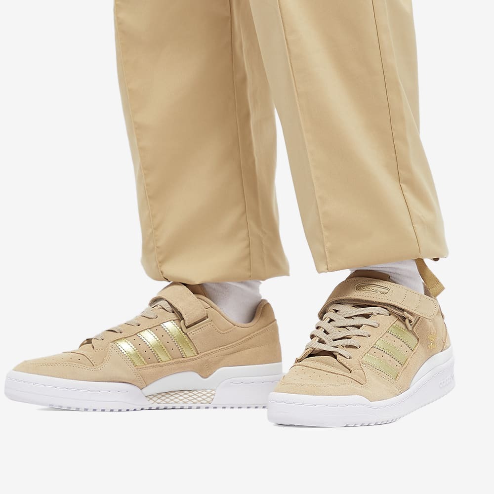 Adidas Women's Forum Low W Sneakers in Beige/White/Matte Gold adidas