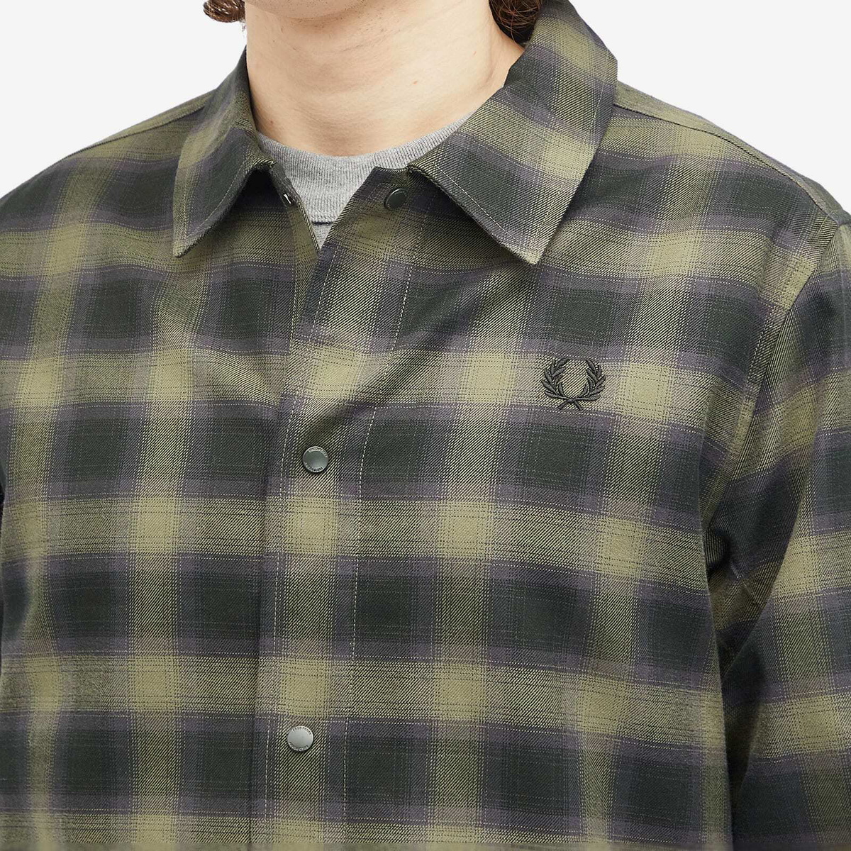 Fred Perry Men's Blurred Tartan Overshirt in Laurel Wreath Green Fred Perry
