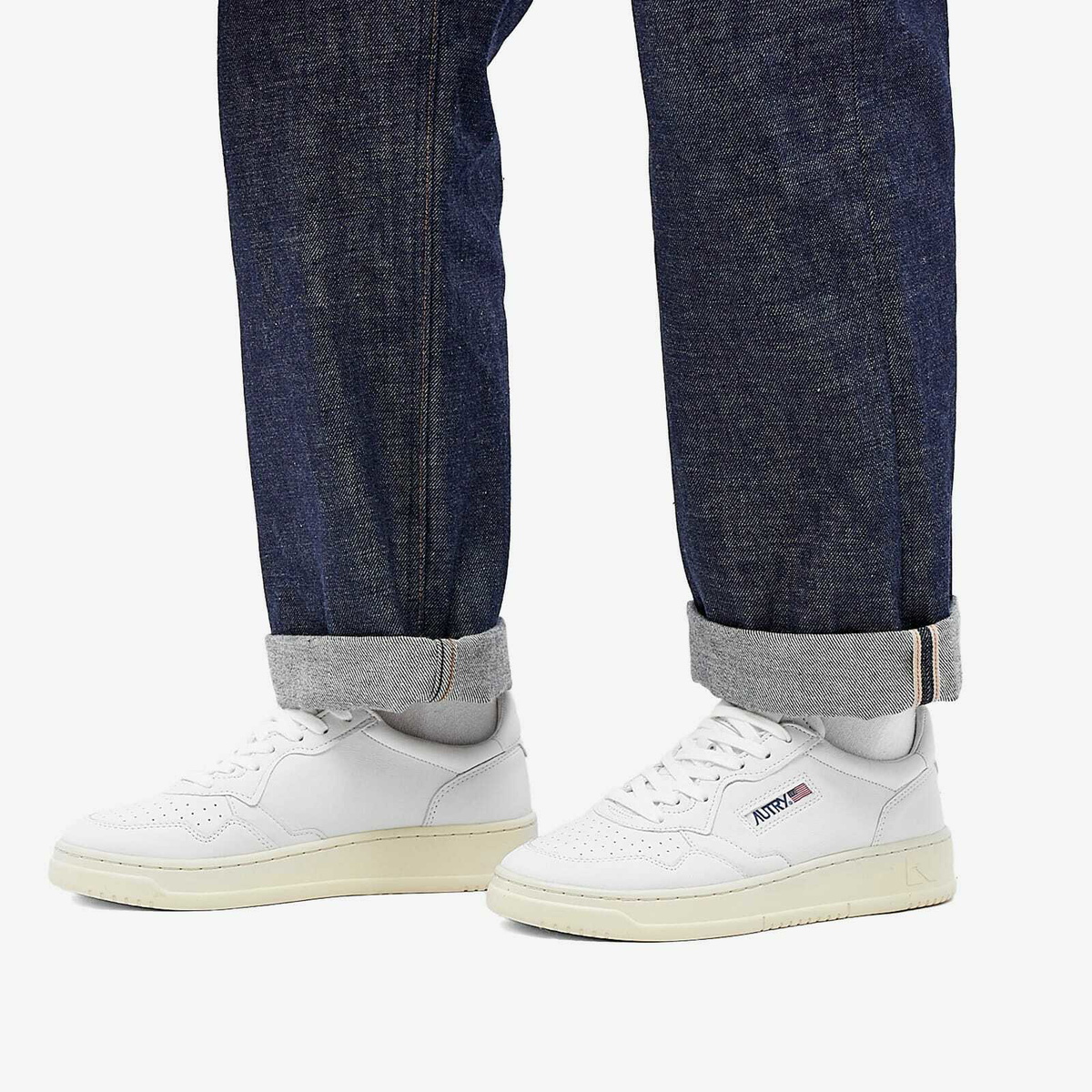 Autry Women's Medalist Low Sneakers in White Autry