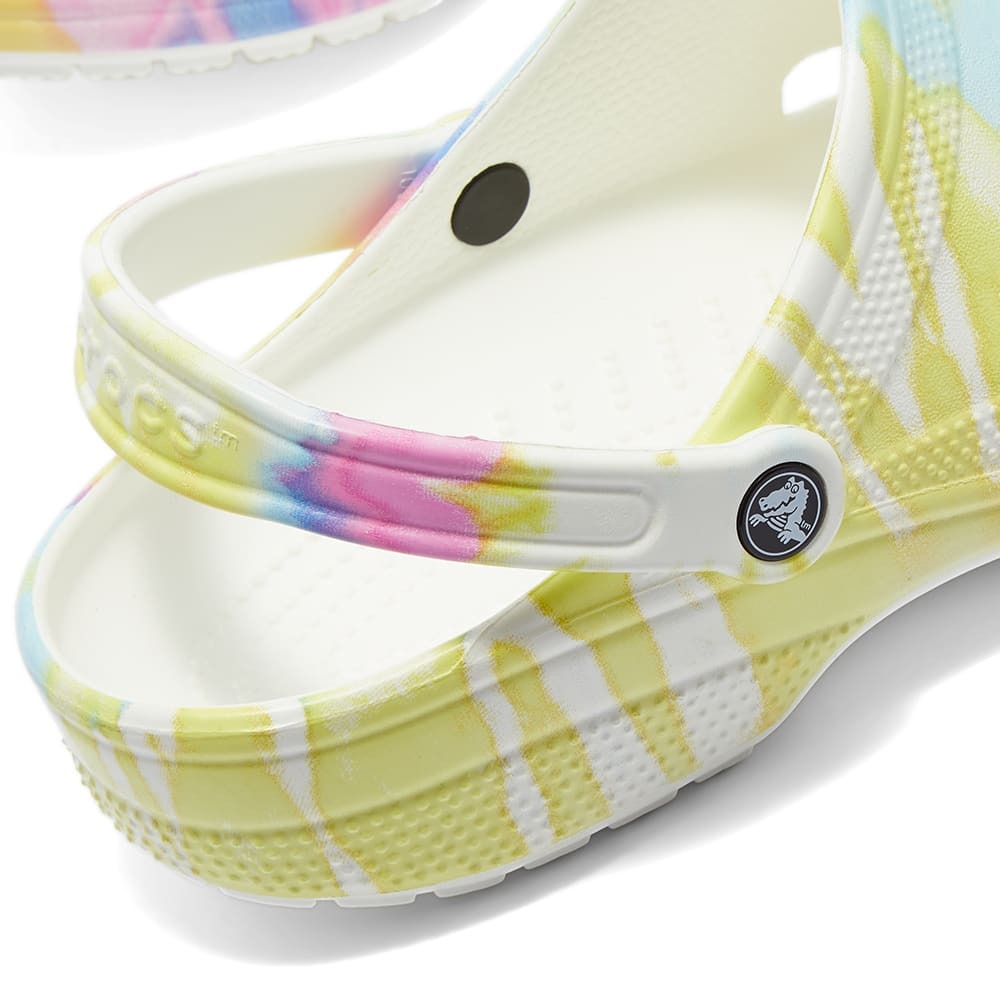 Crocs Classic Tie Dye Graphic Clog in White/Multi Crocs