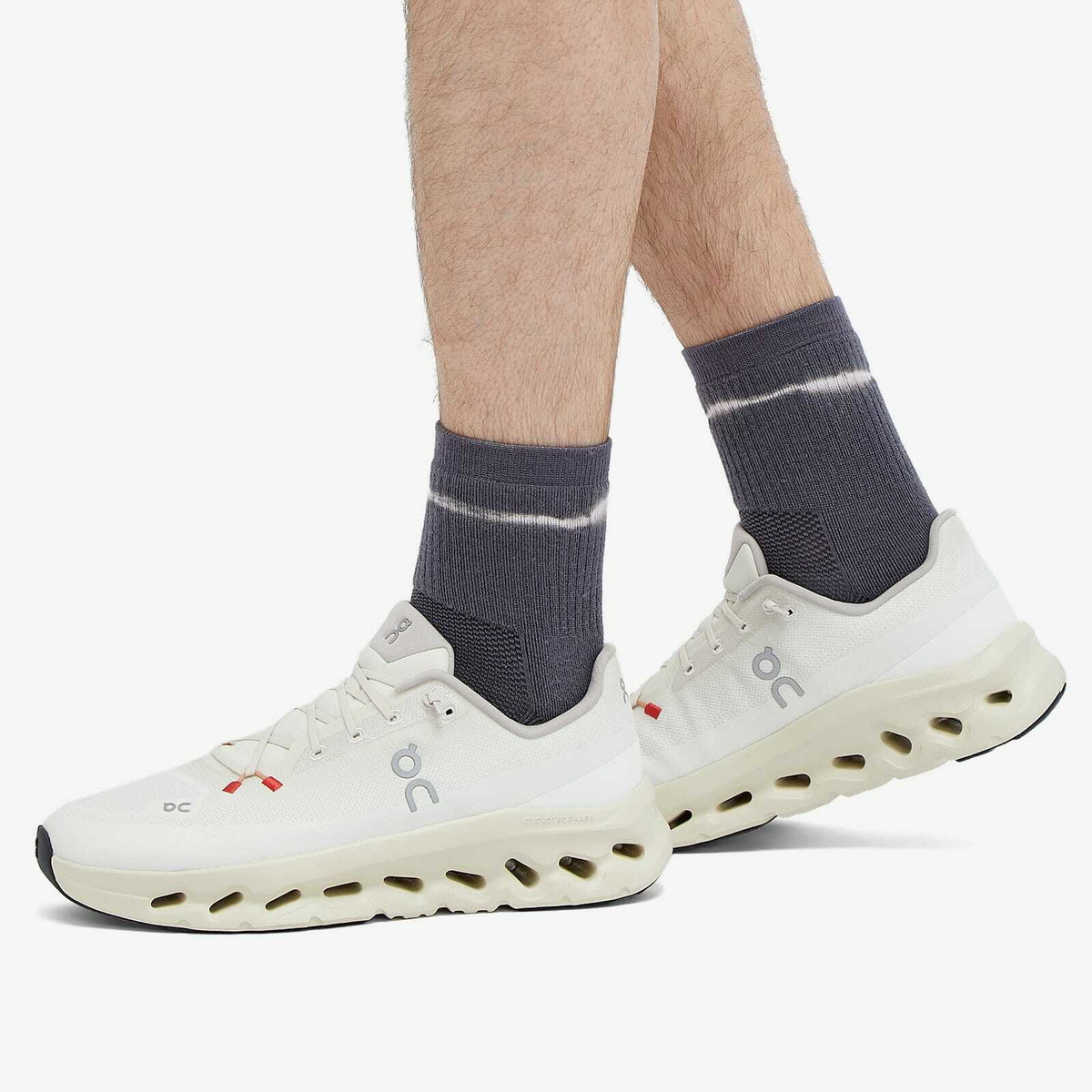 ON Men's Cloudtilt in Sand/Cream On