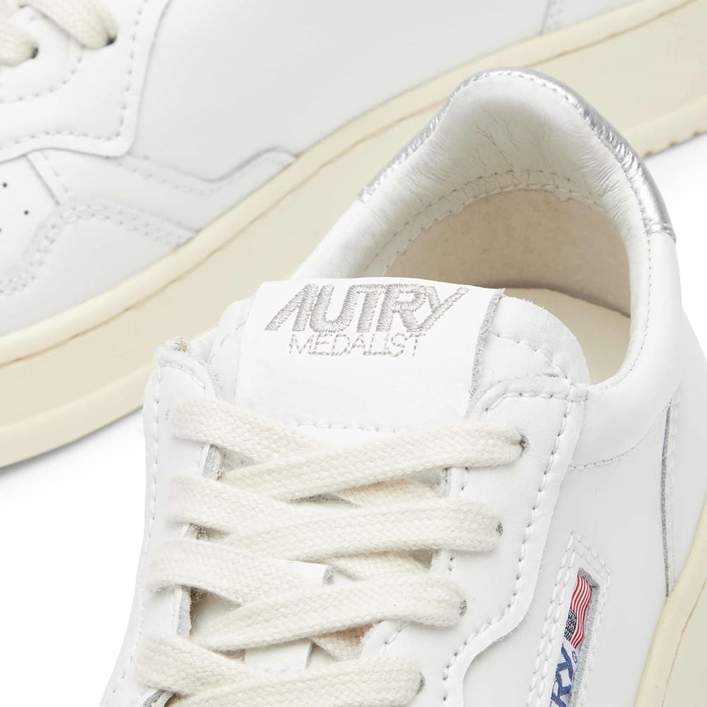 Autry Women's Medalist Low Sneakers in White/Silver Autry