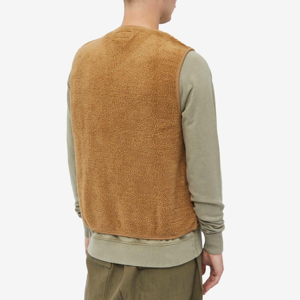 Universal Works Men's Mountain Fleece Zip Gilet in Sand Universal Works