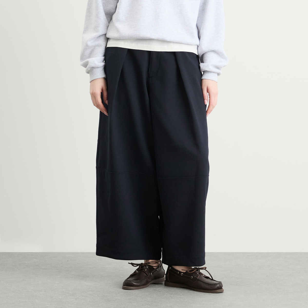 YMC Women's Tailored Deadbeat Trousers in Navy YMC